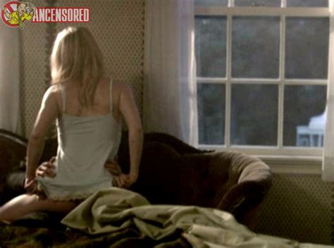 The House of Usher nude pics página