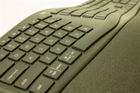 Logitech K860 Wireless Ergonomic Keyboard Review