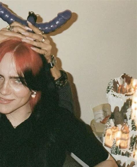 Billie Eilish Red Roots Billie Eilish Billie Singer