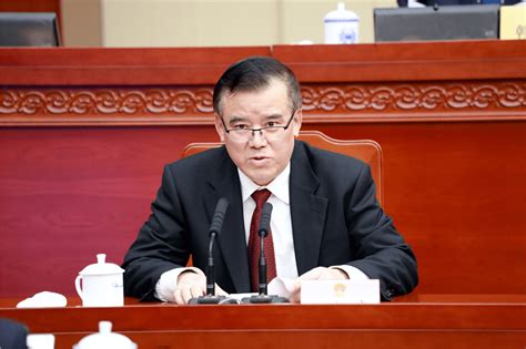 省十三届人大常委会第二十八次会议闭会 江西省