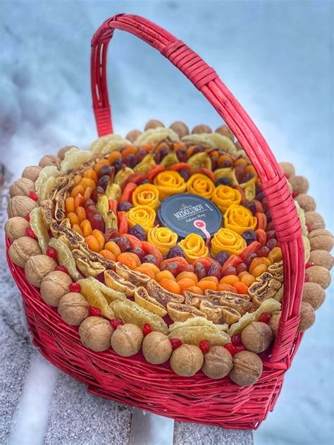Корзина сухофруктов Сухофрукты Съедобные композиции Корзина