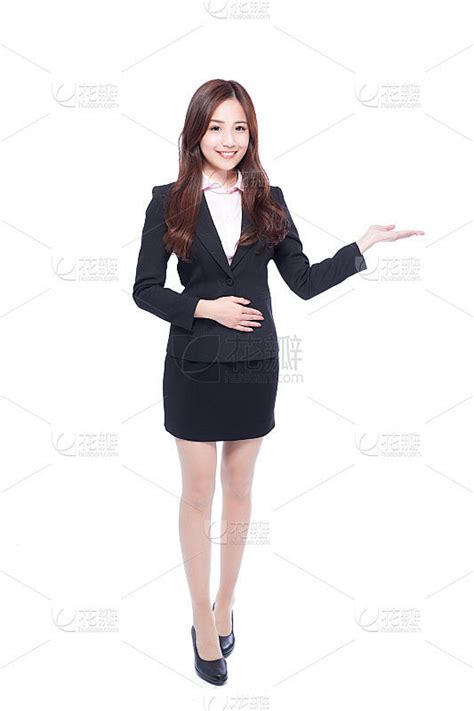 女商人展示某种东西