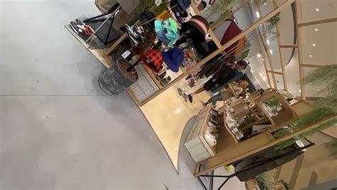 保錡error爆新戀情！撻着電競kol蔥蔥 黑色情侶裝行街勁有默契 事事如意生活網站