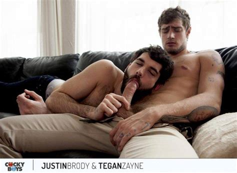 Fuck Yeah Justin Brody Hammers Tegan Zayne Daily Squirt