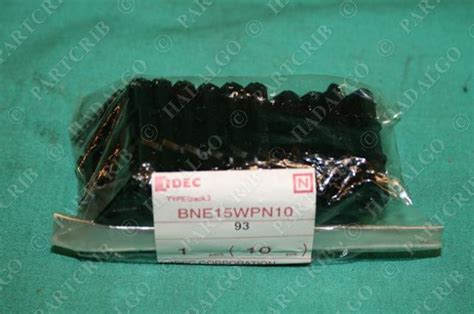 Idec BNE WPN End Plate Pack Of NEW