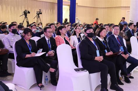 Б Мөнхбаатар Шинэ зуунмодыг ухаалаг эко хот болгож хөгжүүлнэ