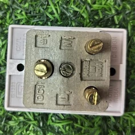 6a Cona Deluxe Gold Socket 2m 2 Way At ₹ 22 Piece In Bengaluru Id 2852656395730