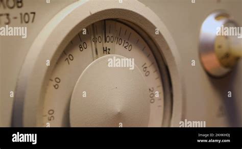 Hertz Experiment Stock Videos And Footage Hd And 4k Video Clips Alamy