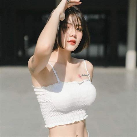 မြန်မာ ဖောင်းဒိုင်း