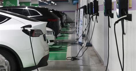 전기차 배터리용 핵심광물 수요 최대 19배↑