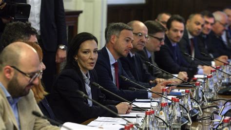 Опозиција још без договора Данас састанак на којем ће одлучити о бојкоту — Rt Balkan