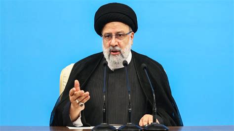 تصویری از محافظ رئیسی که پربازدید شد عکس