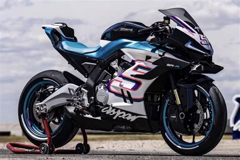 CFMoto desvela la 500SR VOOM, una neoretro de 4 cilindros y 80 CV que ...