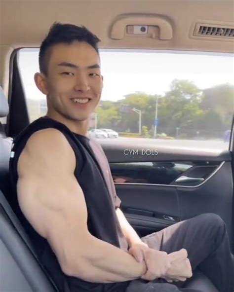 Biceps God ThisVid Com