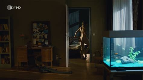 Nackte Lisa Wagner In Kommissarin Heller