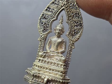 พระกริ่งนิรันตราย ฉลองสิริอายุครบ 96 ปี 8 รอบ สมเด็จพระมหาวีรวงศ์ อุฑาฒิโมมหาเถร เนื้อเงิน