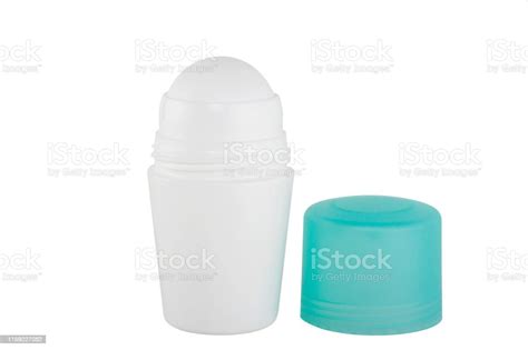 흰색 배경에 분리 된 바디 발한 억제 제 데오도란트 롤온 화이트 보틀 병에 대한 스톡 사진 및 기타 이미지 병 피부 관리 흰색 배경 Istock
