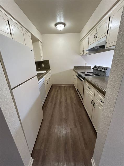1155 E Bullard Ave F76e809d2 Fresno Ca 93710 See Est Value