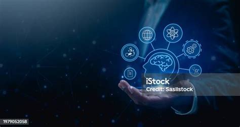 가상 인공 지능 E러닝 기술 글로벌 네트워크 연결 가능 온라인 교육 웨비나 사고 아이디어 및 해결 솔루션 브레인스토밍을 통한 스마트한 온라인 학습 인공지능에 대한 스톡 사진