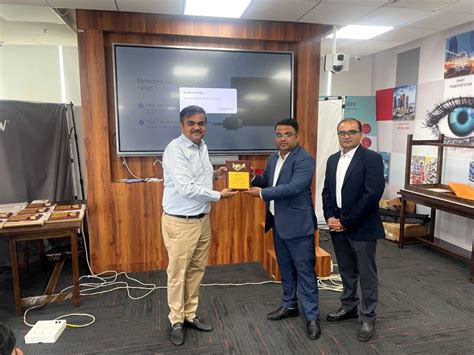 Kiran Borse On Linkedin Hikrobot Hikrobot Pramahikvision Amr Machinevision Barcodescanner…