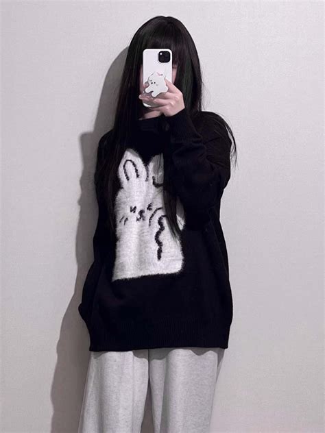 블랙 토끼 니트 긴팔 스웨터 맨투맨 니트맨투맨 귀여운 학생 봄옷 에이블리