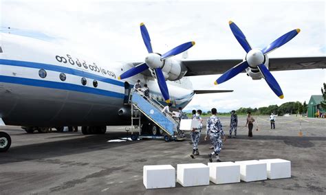 ကချင်ပြည်နယ်ဝန်ကြီးချုပ်နှင့် တိုင်းမှူးတို့က မြစ်ကြီးနားမြို့သို့ ထပ်မံ လာရောက်ပို့ဆောင်သော