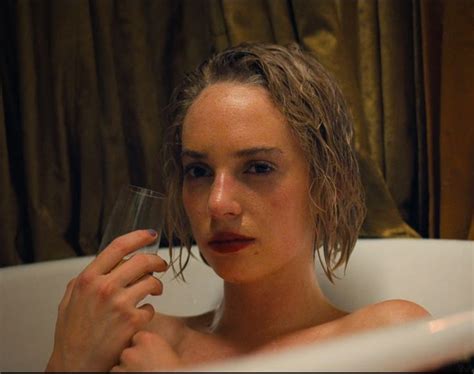 Pin Di Male Bogao Su Strager Things Moglie Maya