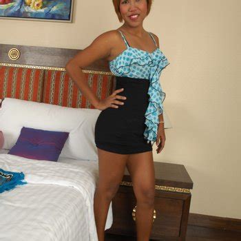 Thai Ragdoll Suwanna Gets A Lubed Up Laydown With Big White Cock Photos