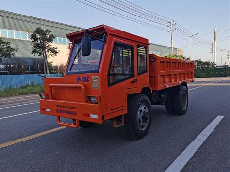 12吨四驱矿用运输车 郓城隆祥矿山机械有限公司