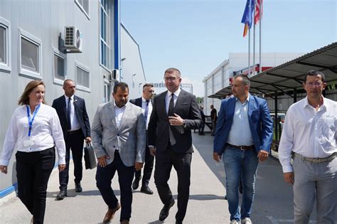 Републичка Комисија за економија на УМС на ВМРО ДПМНЕ Фијаско на економските мерки на Зоран