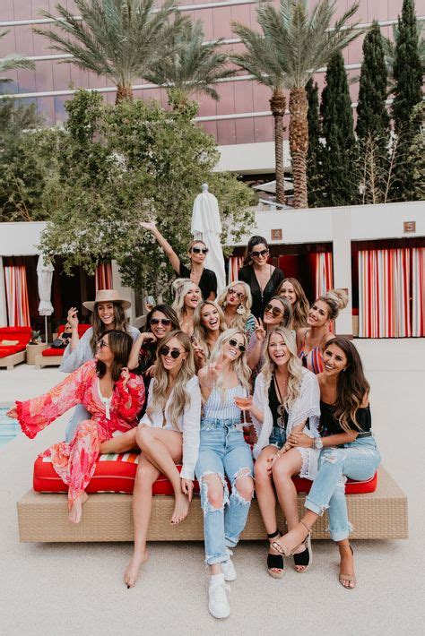 Blogging Friendships And Vegas Las Vegas Pool Party Outfit Pool