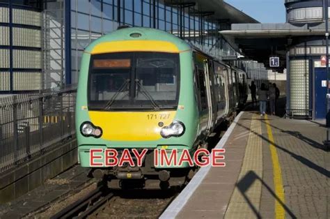 Photo Class 171 Set 171727 At Ashford International £100 Picclick Uk