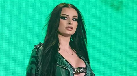 Saraya Beats Up Go The Gorilla At Phoenix Suns Game On 26