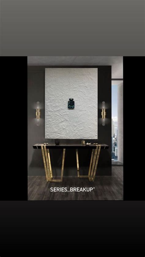 Серия картин Распад