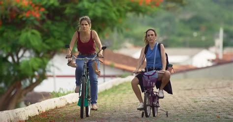 Filme Com Ingrid Guimarães E Tatá Werneck Chega Aos Cinemas De Brusque