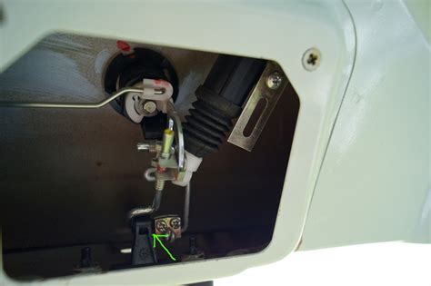 Открывание крышки багажника с пульта и кнопки с салона. — Renault Logan ...