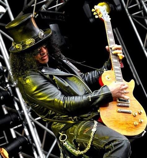 Slash Live And Stage Photos Picture And Image Gallery Slash Guitar