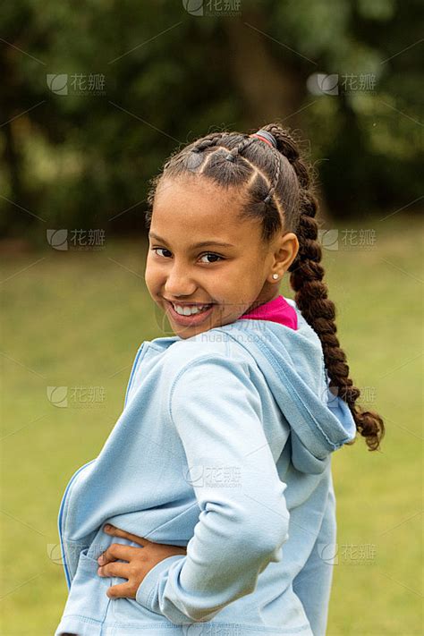 非裔美国小女孩