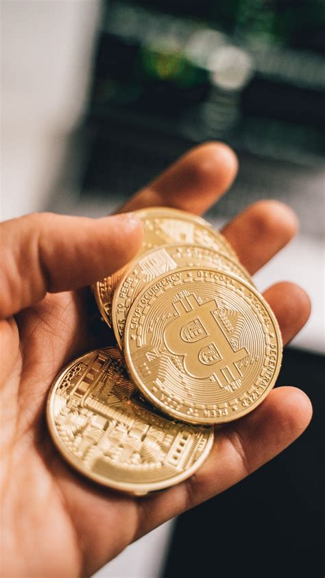 The Impact Of Block Headers On Bitcoin Transaction Processing Fees