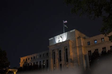 Fed To Maintain Bond Buys Until ‘substantial Economy Gains Seen