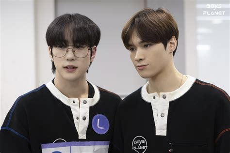 lia on Twitter RT mnetboysplanet 연습실 비하인드 포토 공개 Home 하얀 집