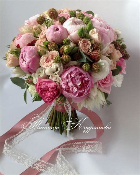 Букет невесты с пионами Букет невесты Цветочные композиции Свадебные букеты