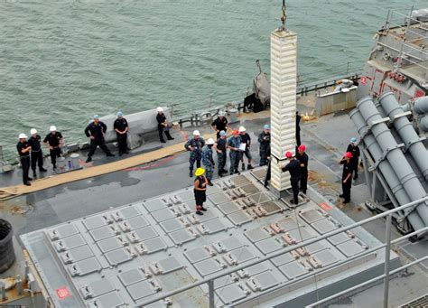 Mk 41 Vertical Launching System Vls Missile Tomahawk Essm Artofit