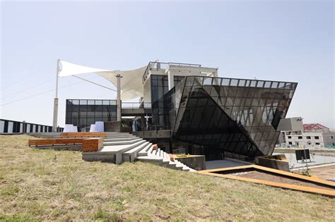 Հ ՀՀ բարձր տեխնոլոգիական արդյունաբերության նախարարություն