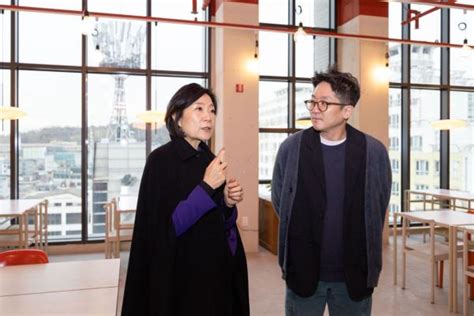 디시트렌드 중기부 지역에 세계인 찾는 글로컬 상권 만든다