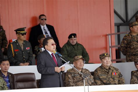 Ерөнхийлөгч “Хааны эрэлд 2016” энхийг дэмжих ажиллагаанд оролцов