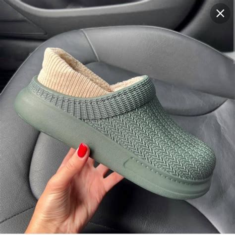 Сабо — ціна 350 грн у каталозі Сабо Купити жіночі речі за доступною ціною на Шафі Україна