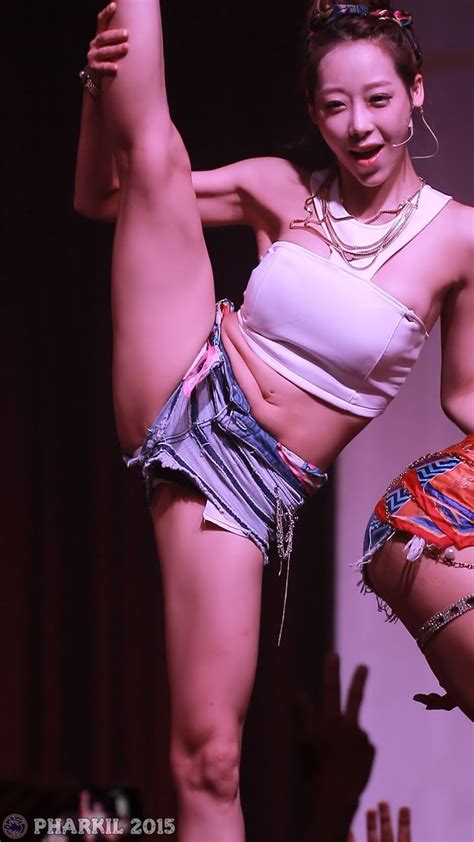 Bambino ダヒ セクシーな腰フリダンスを動画で観賞 韓国芸能のセクシー写真