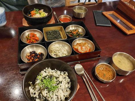 큰기와집 한상 신세계백화점 본점 신세계백화점 간장게장 보리굴비 맛집 다이닝코드 빅데이터 맛집검색