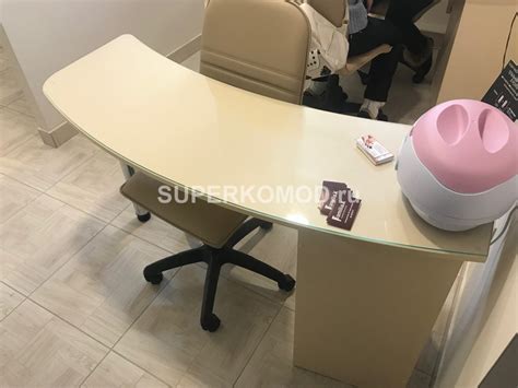 маникюрный стол для салона красоты купить на заказ в Барнауле